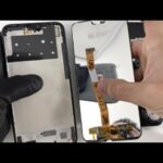 Original Samsung Display Replacement with Free installation – Mister Mobile